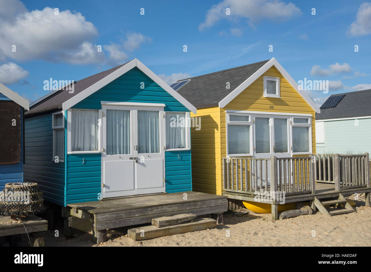 Beach Huts at Mudeford Spit or Sandbank, Christchurch Harbour Stock ...