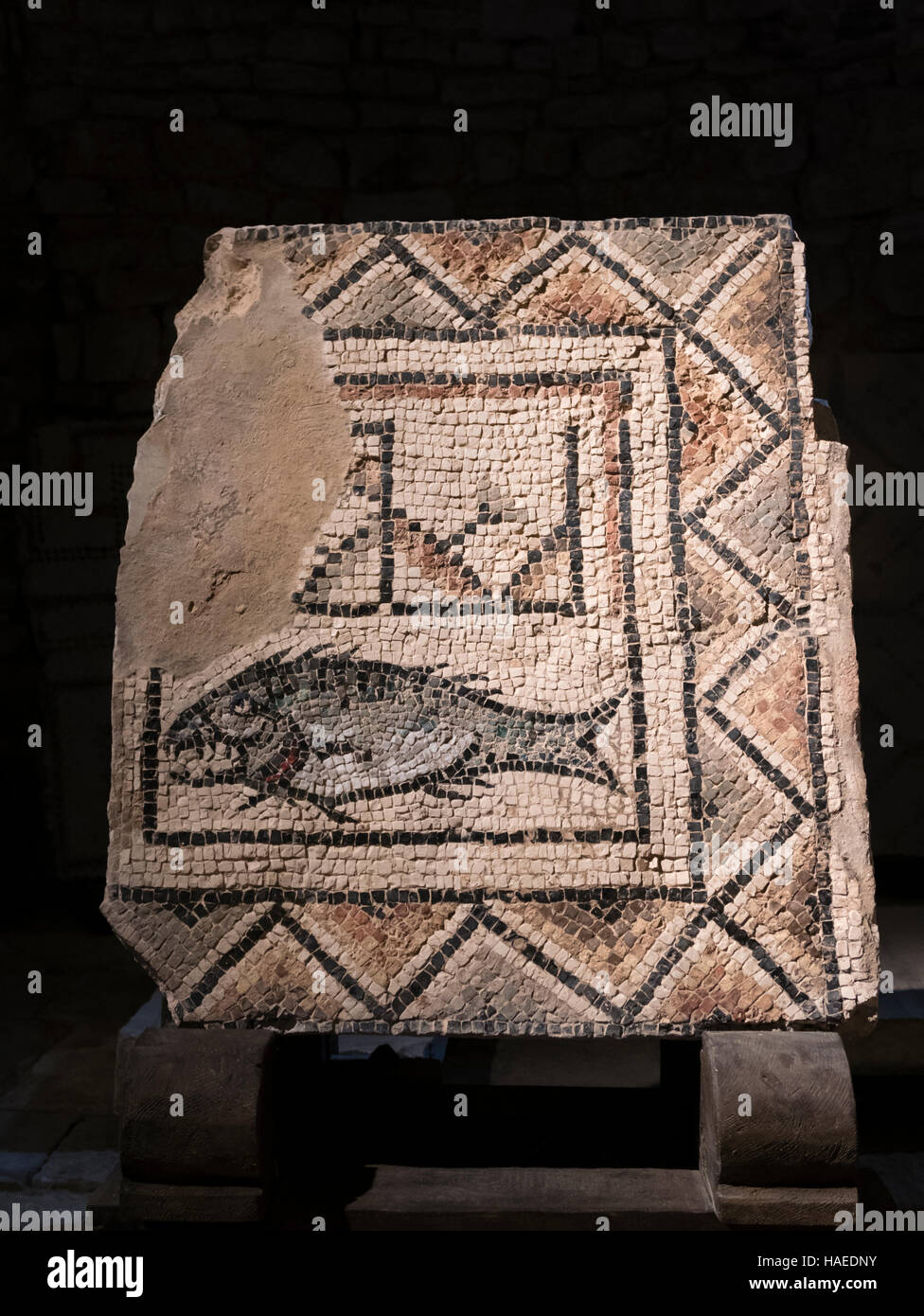 Fish mosaic hi-res stock photography and images - Alamy