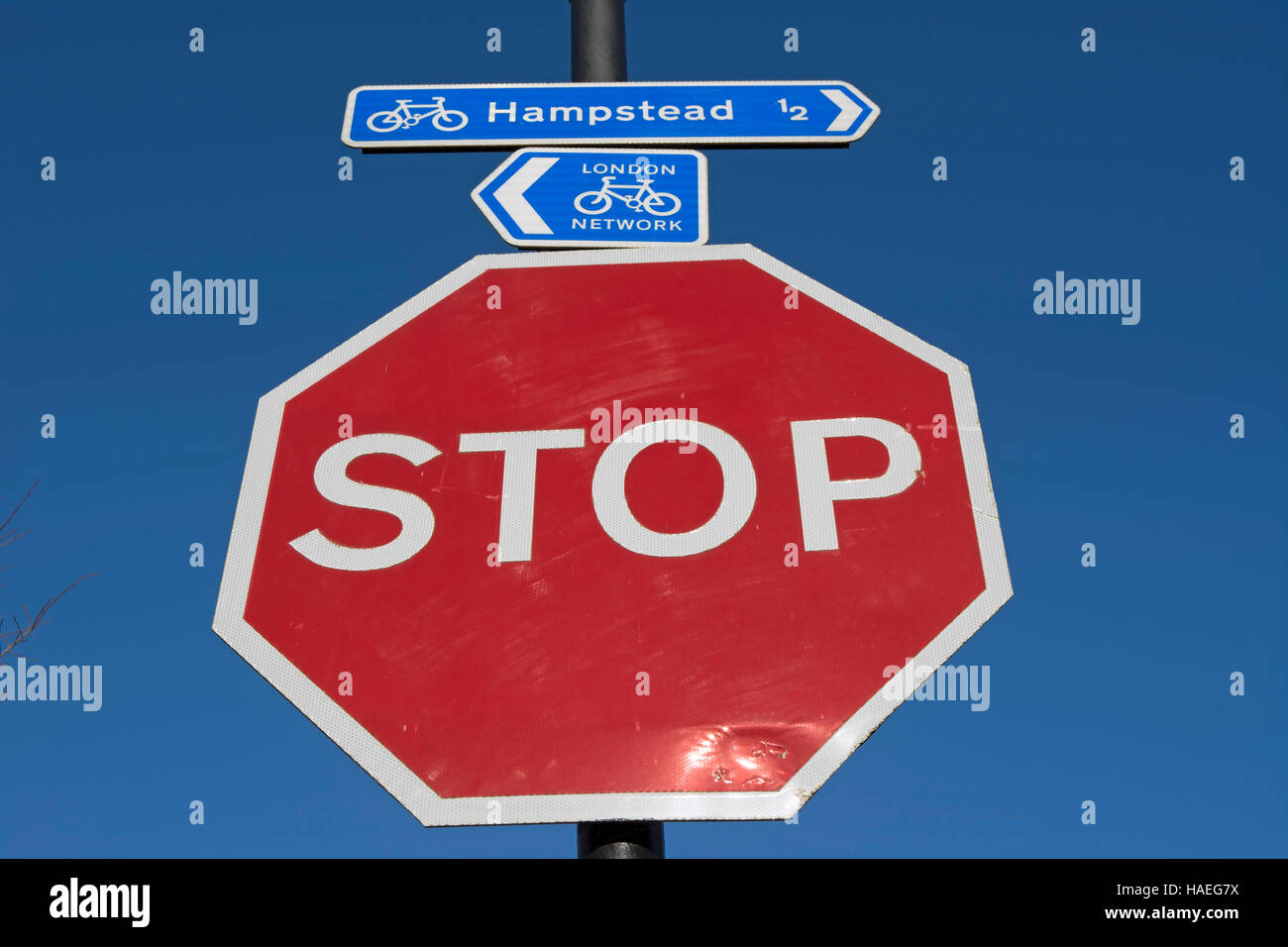 Stop sign london england hi-res stock photography and images - Alamy