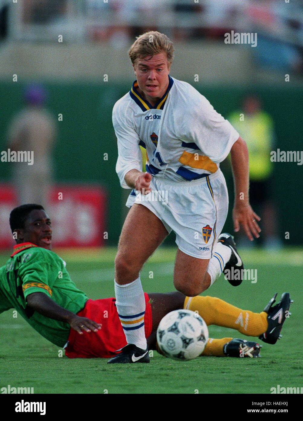 TOMAS BROLIN SWEDEN & PARMA FC 05 July 1994 Stock Photo - Alamy