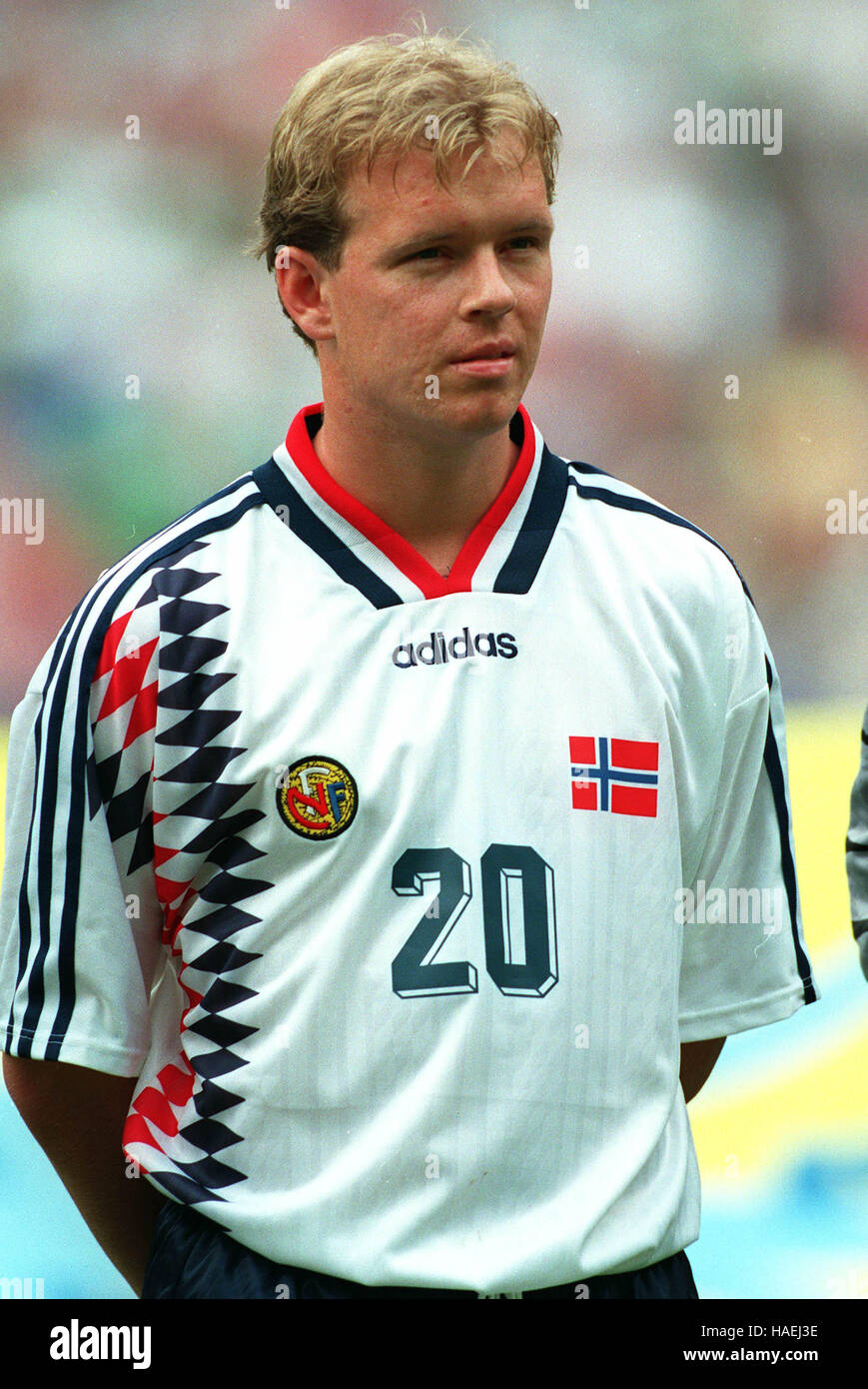 Henning berg blackburn rovers hi-res stock photography and images - Alamy