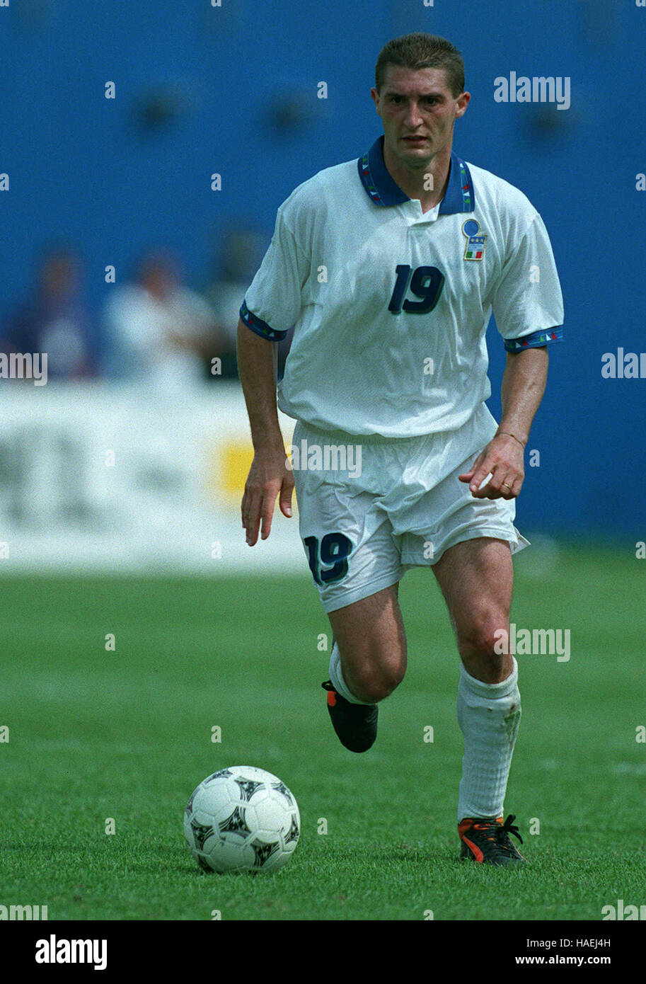 DANIELE MASSARO ITALY & AC MILAN FC 05 July 1994 Stock Photo - Alamy