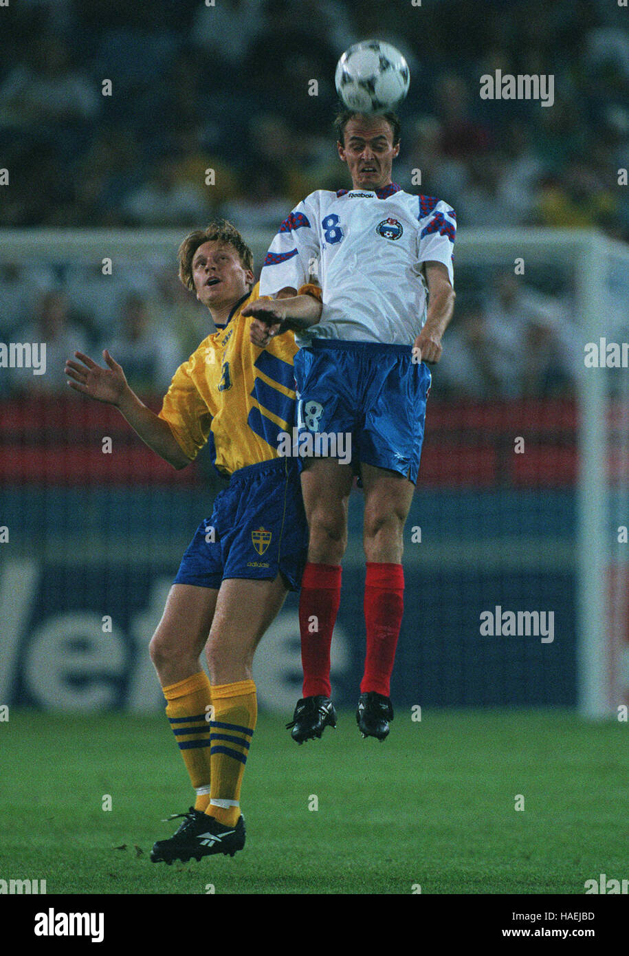 ONOPKO & PATRICK ANDERSSON RUSSIA V SWEDEN 21 July 1994 Stock Photo - Alamy