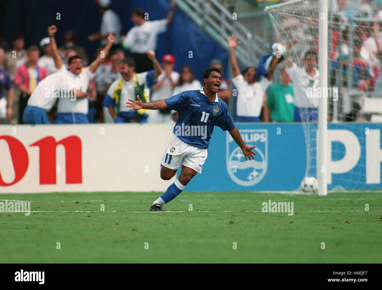 Romario 1994 hi-res stock photography and images - Alamy