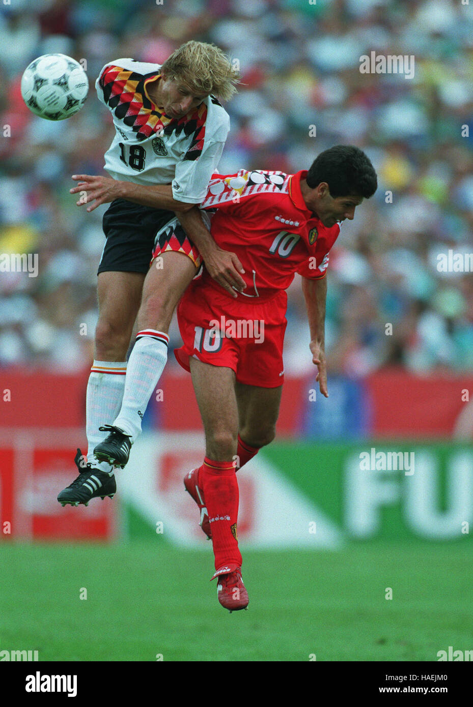 JURGEN KLINSMANN & SCIFO BELGIUM V GERMANY 02 July 1994 Stock Photo - Alamy