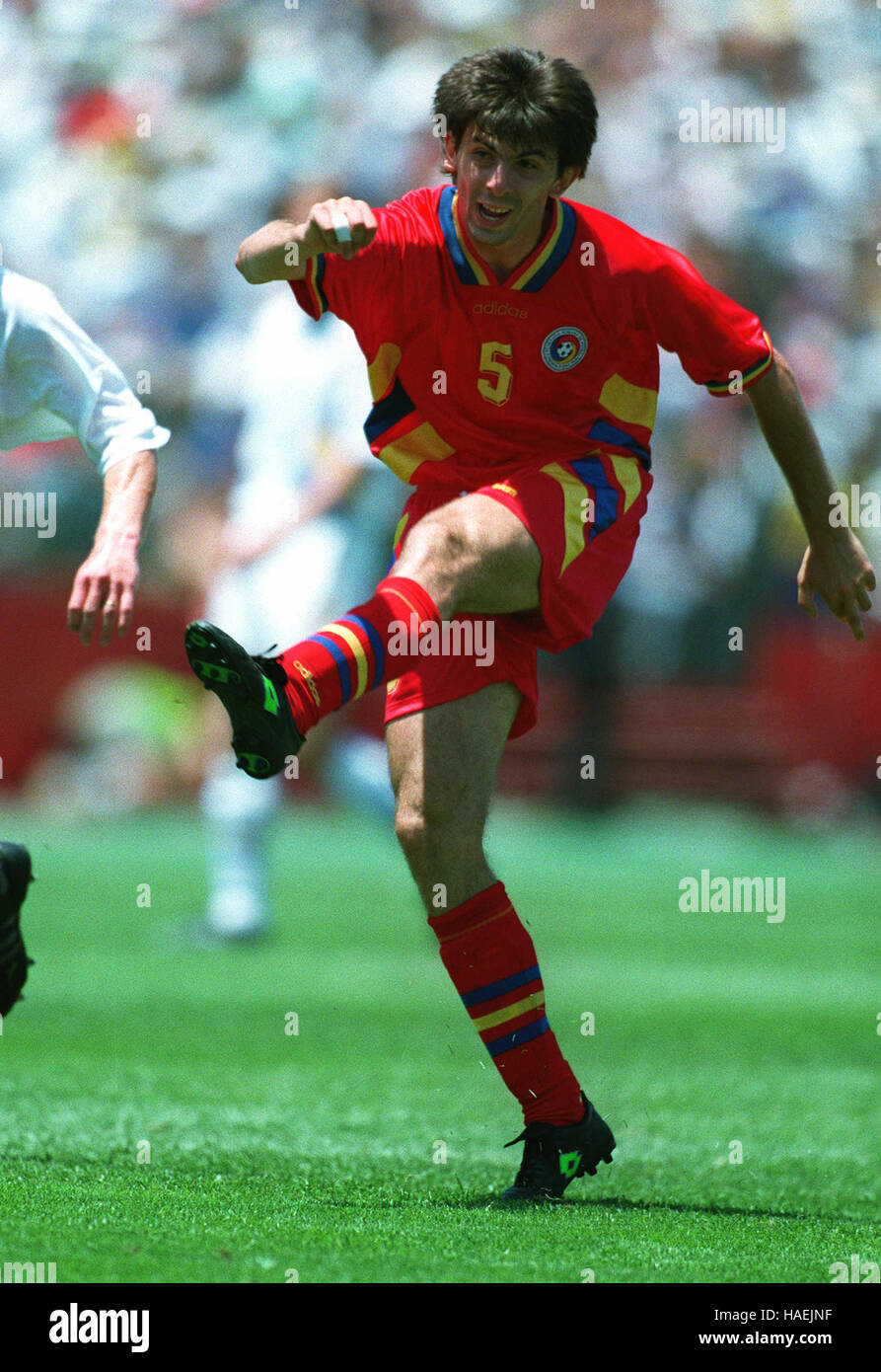 Romania 1994 football hi-res stock photography and images - Alamy