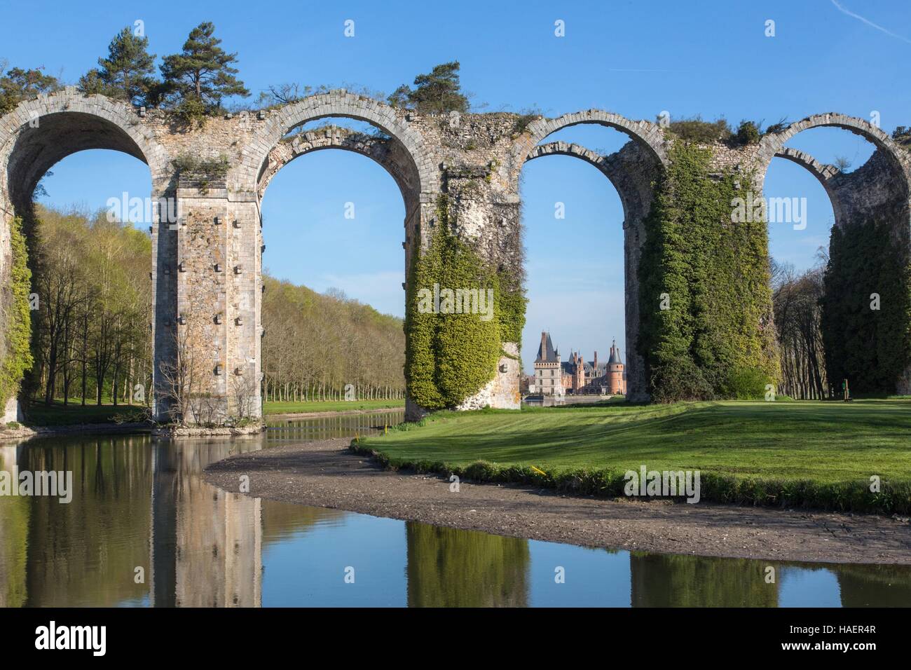CHATEAU DE MAINTENON, FRANCE Stock Photo - Alamy