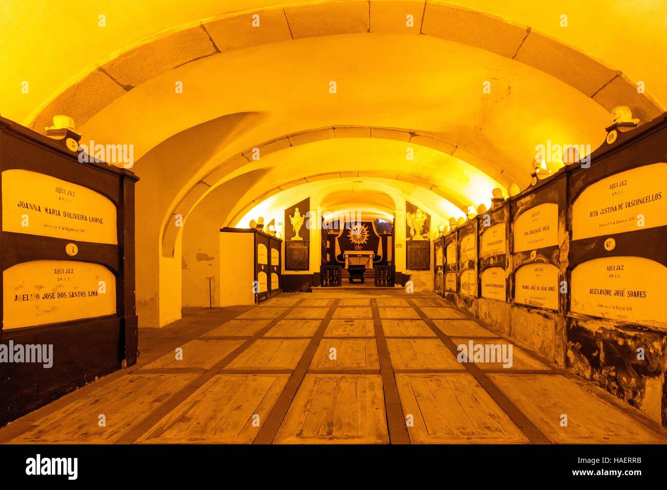 Porto catacombs hi-res stock photography and images - Alamy