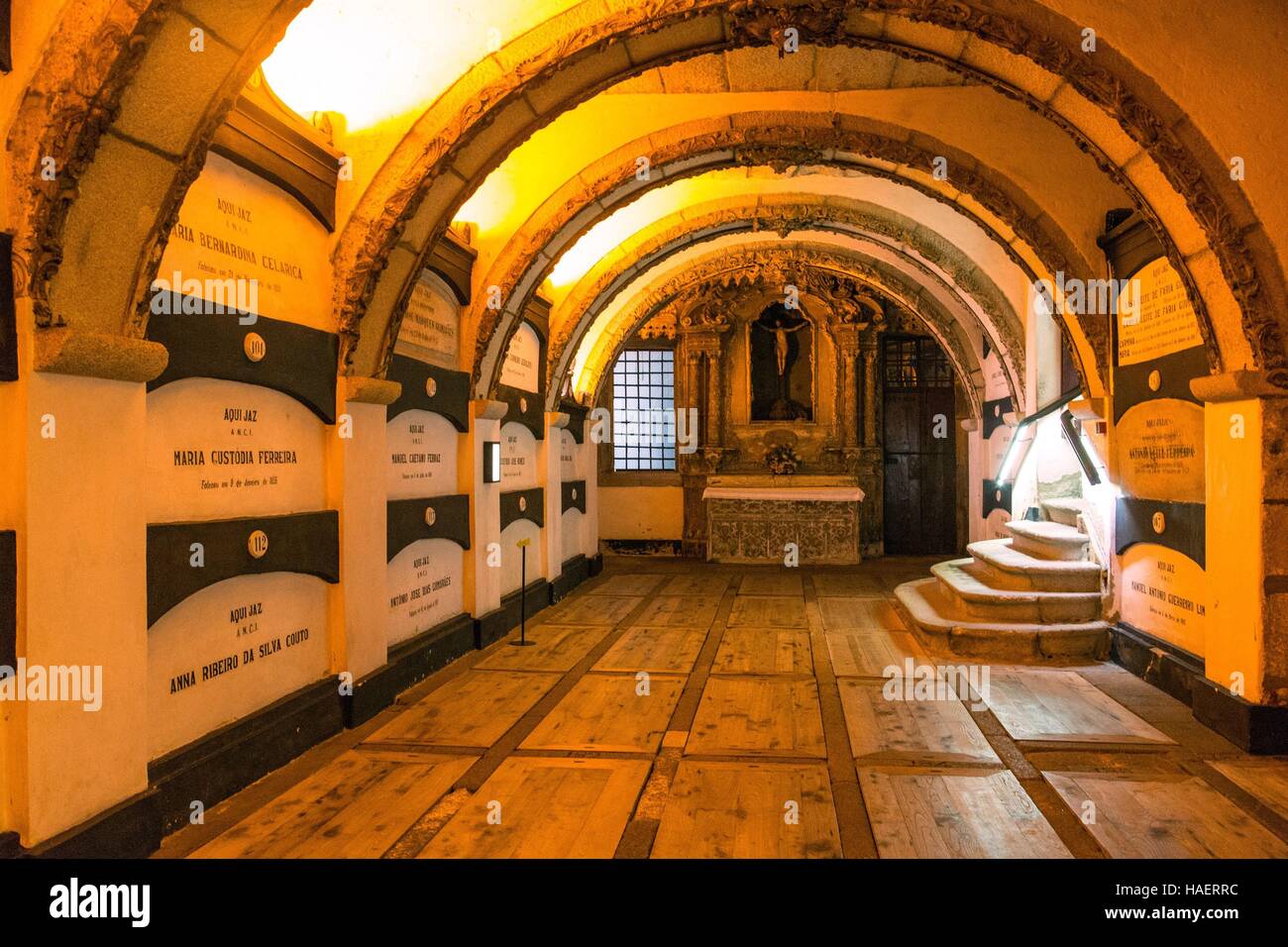 Porto catacombs hi-res stock photography and images - Alamy