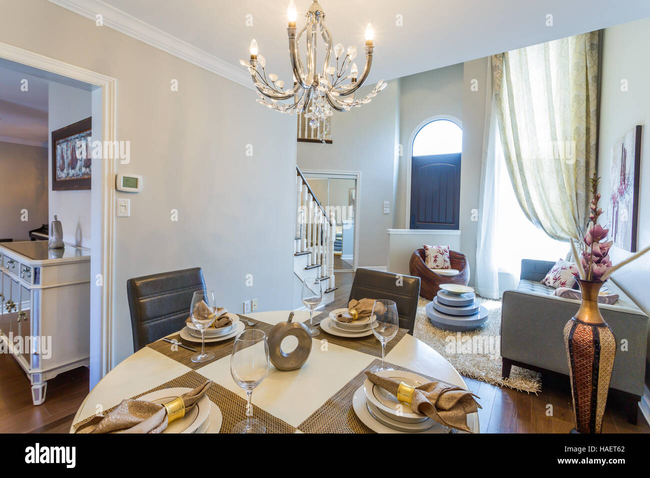 Modern living room Stock Photo - Alamy