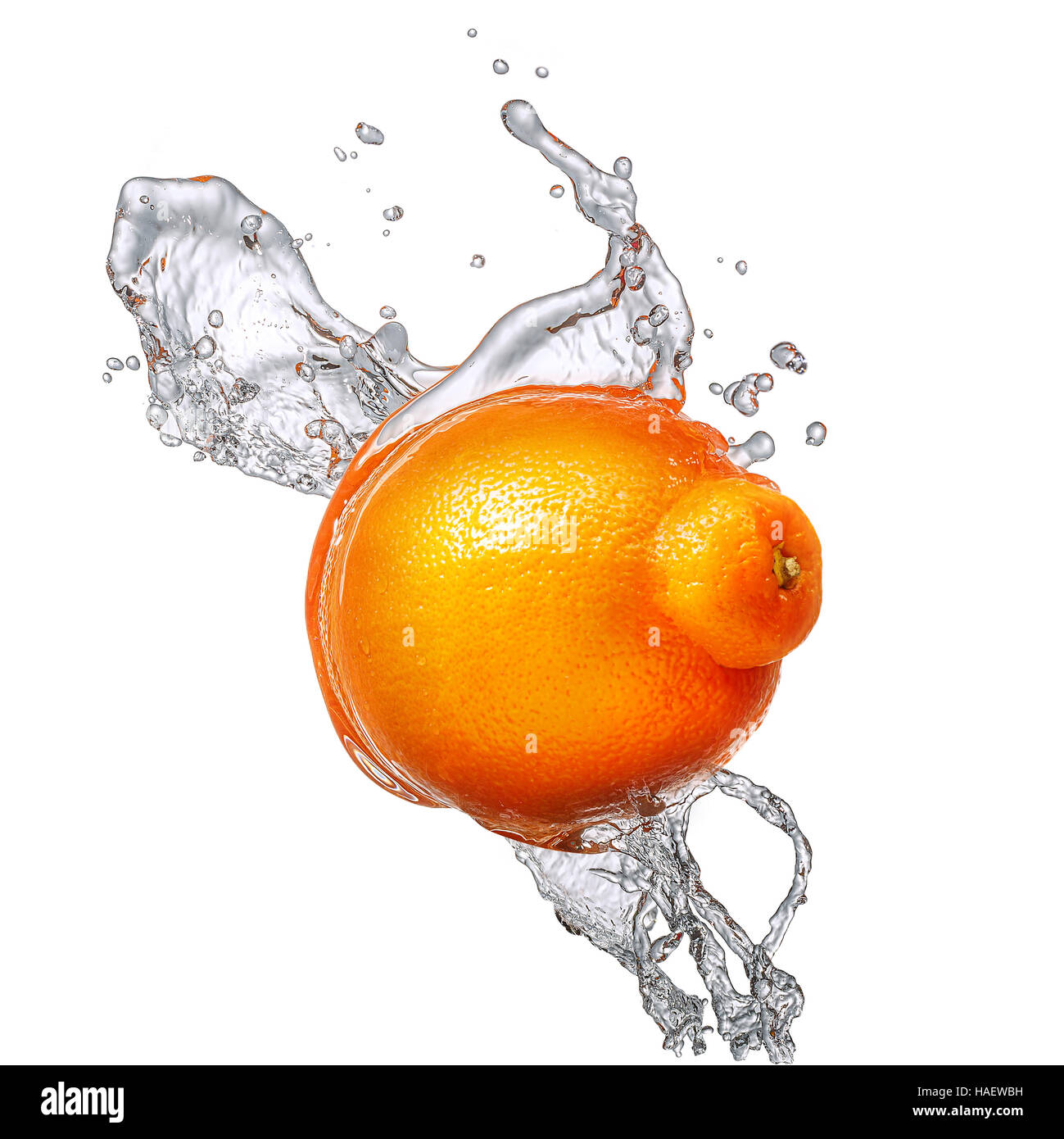 Water splash with mandarin isolated Stock Photo - Alamy