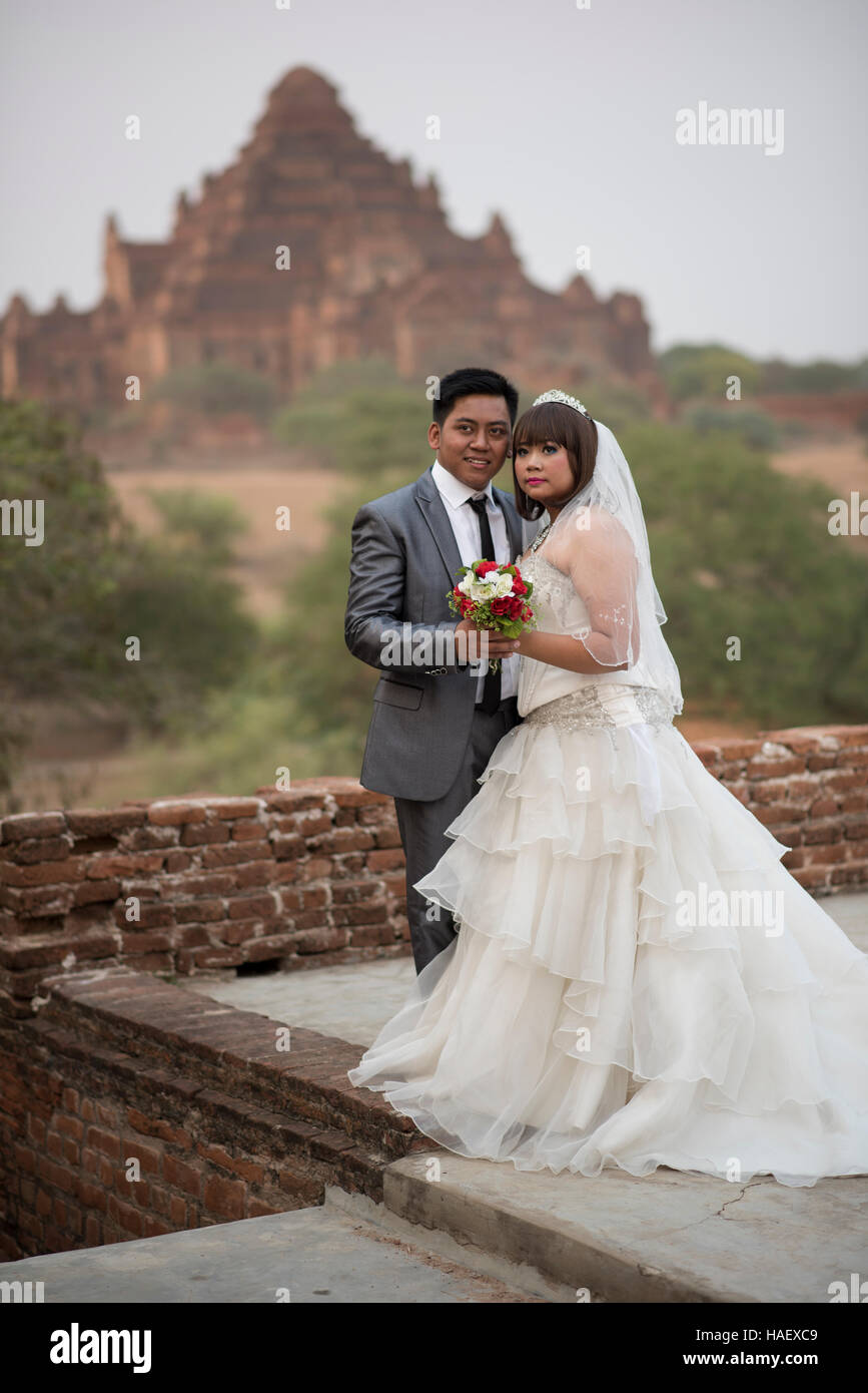 A groom and bride in a temple of Bagan, Myanmar Stock Photo - Alamy