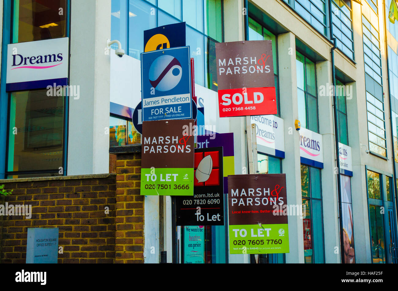 House houses grouped together hi-res stock photography and images - Alamy