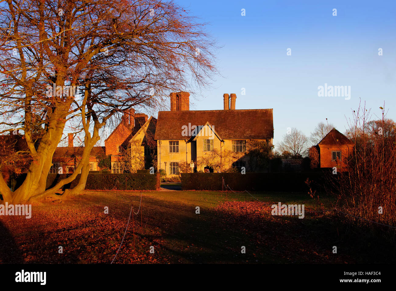 Grounds of estate hi-res stock photography and images - Alamy