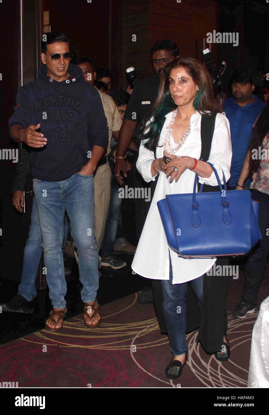 Bollywood actors Akshay Kumar and Dimple Kapadia with star cast during ...