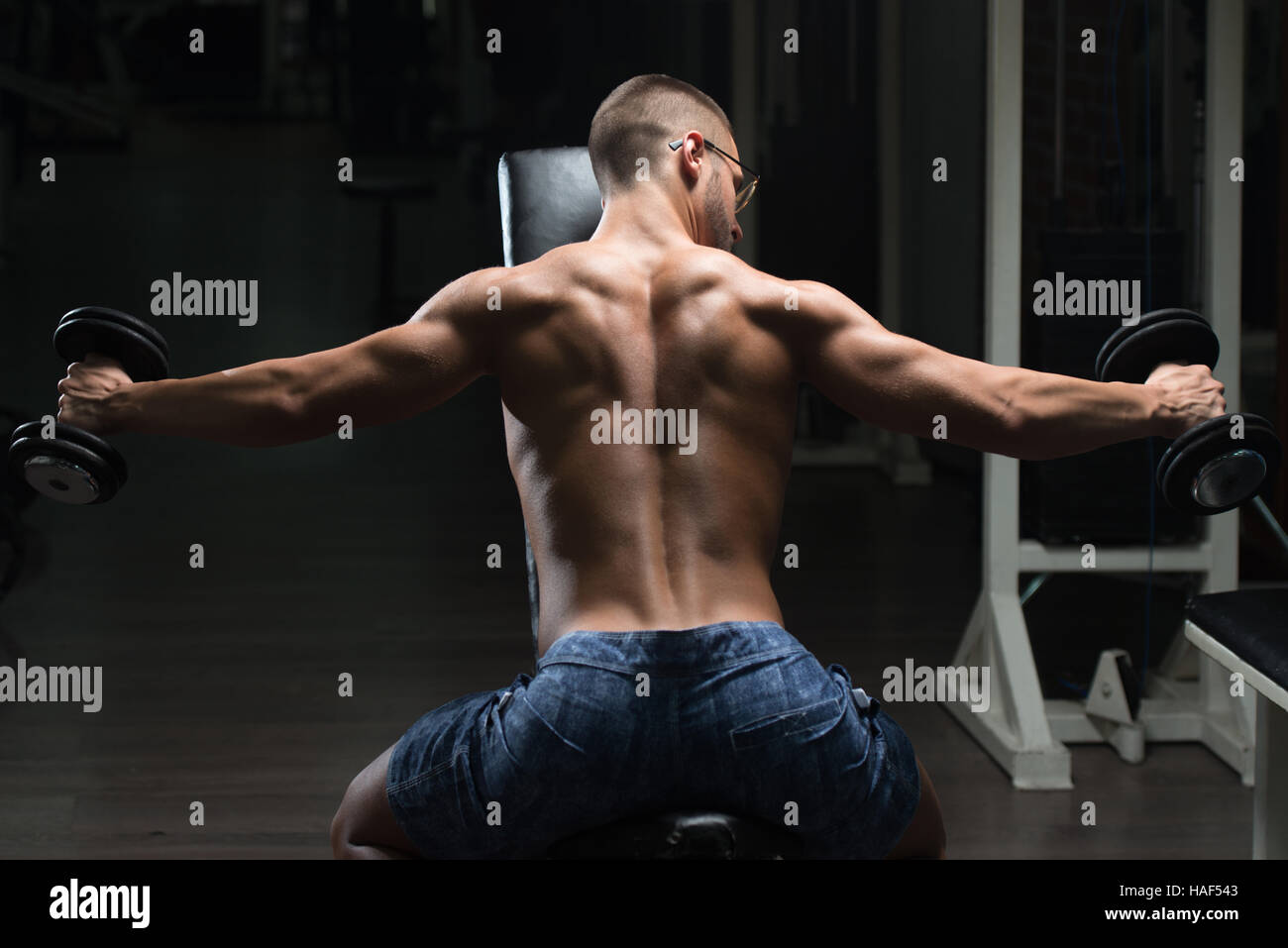Man shoulders back fit hi-res stock photography and images - Alamy