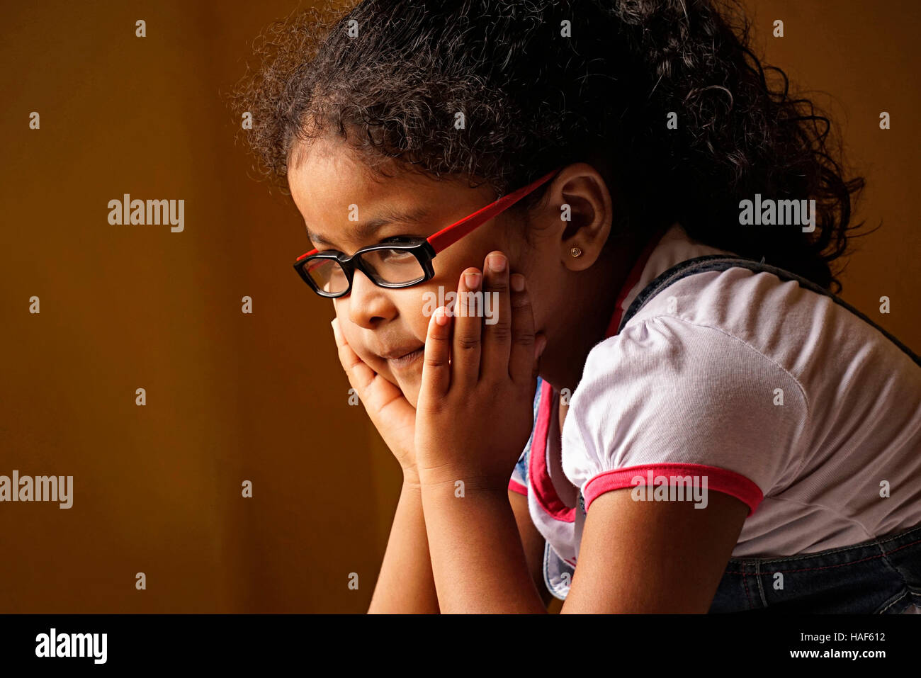 Hands on cheeks hi-res stock photography and images - Alamy