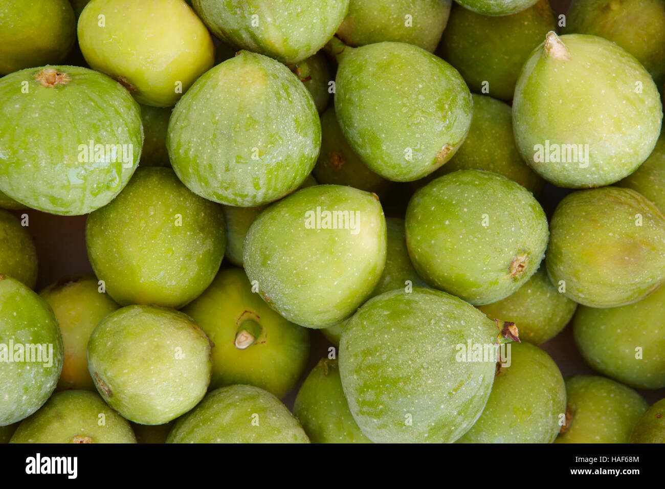 Fresh green figs detail. Horizontal Stock Photo - Alamy