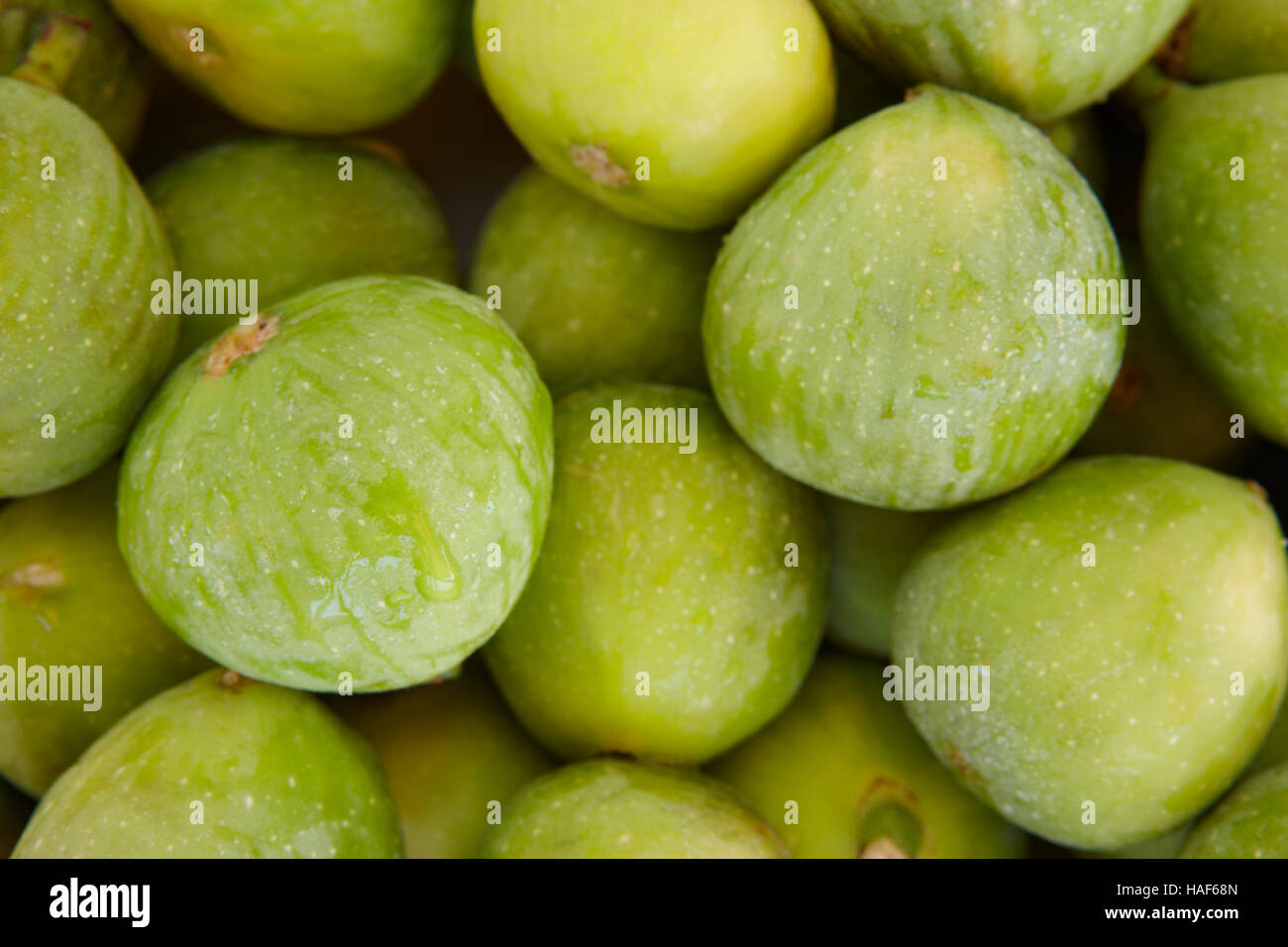 Fresh green figs detail. Horizontal Stock Photo - Alamy