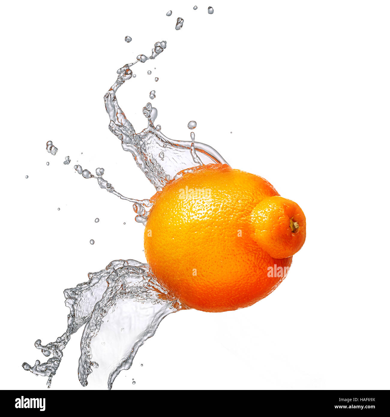 Water splash with mandarin isolated Stock Photo - Alamy