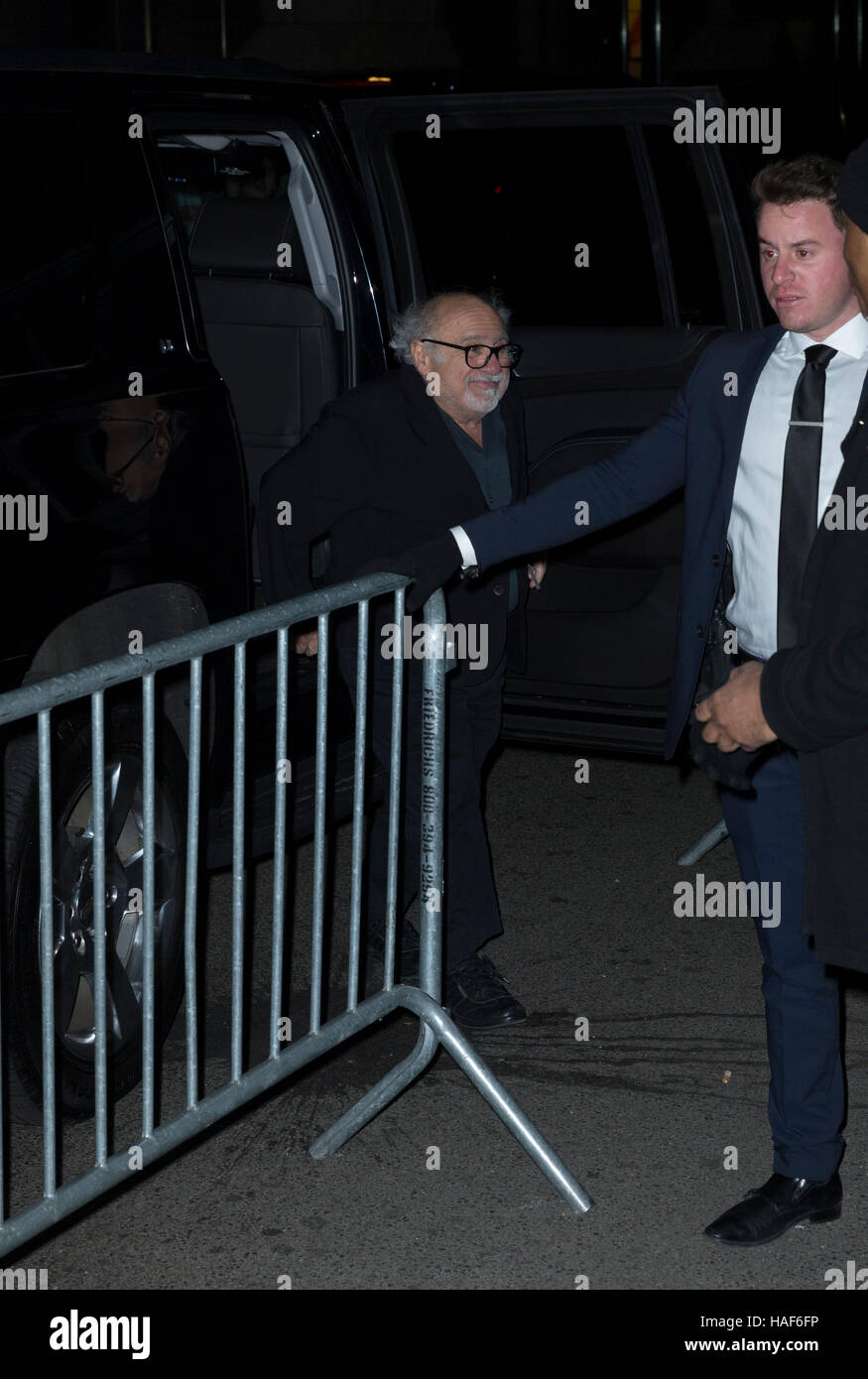 New York, United States. 28th Nov, 2016. Danny DeVito arrives for ...