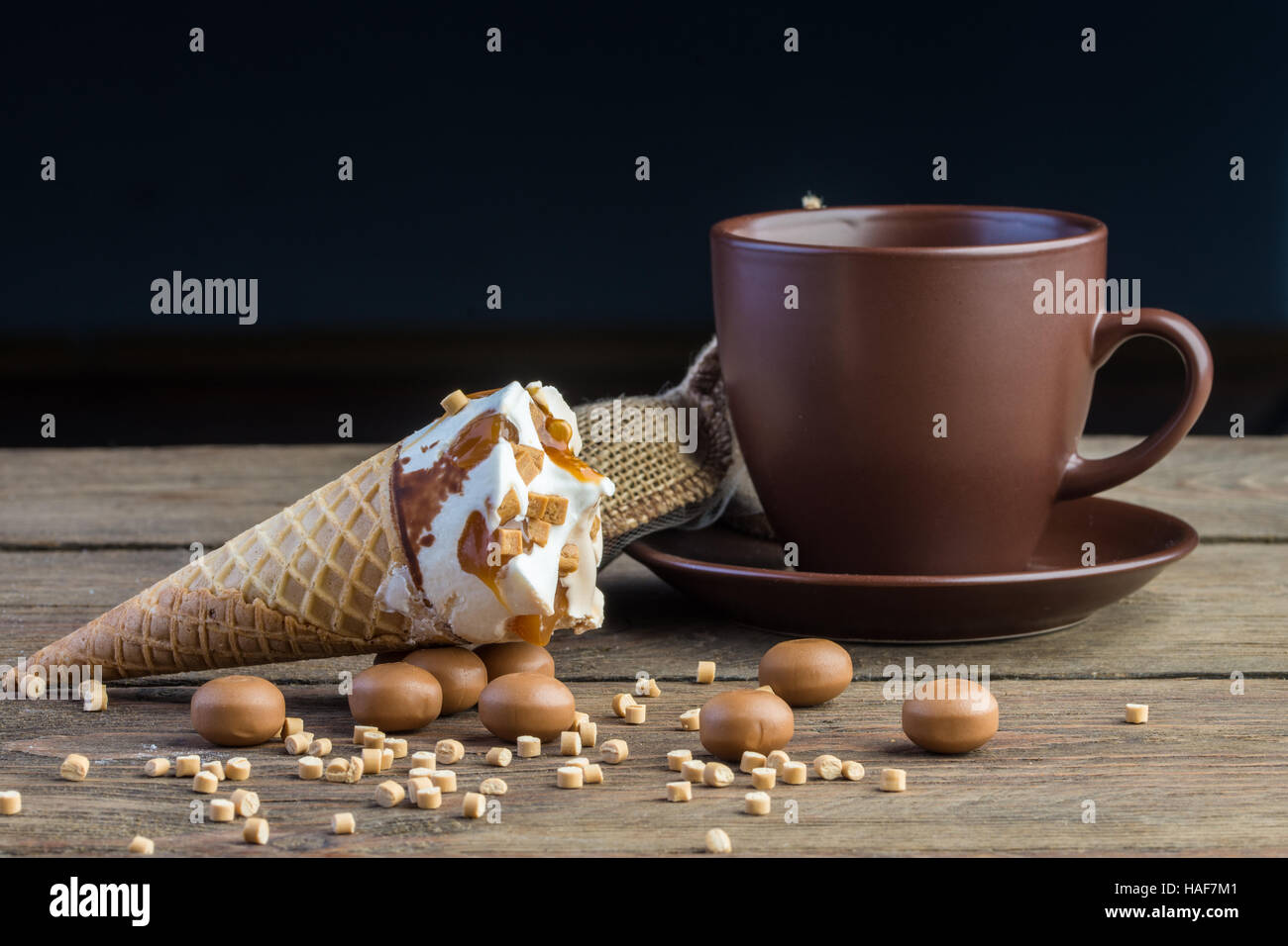 Ice cream cone Stock Photo - Alamy
