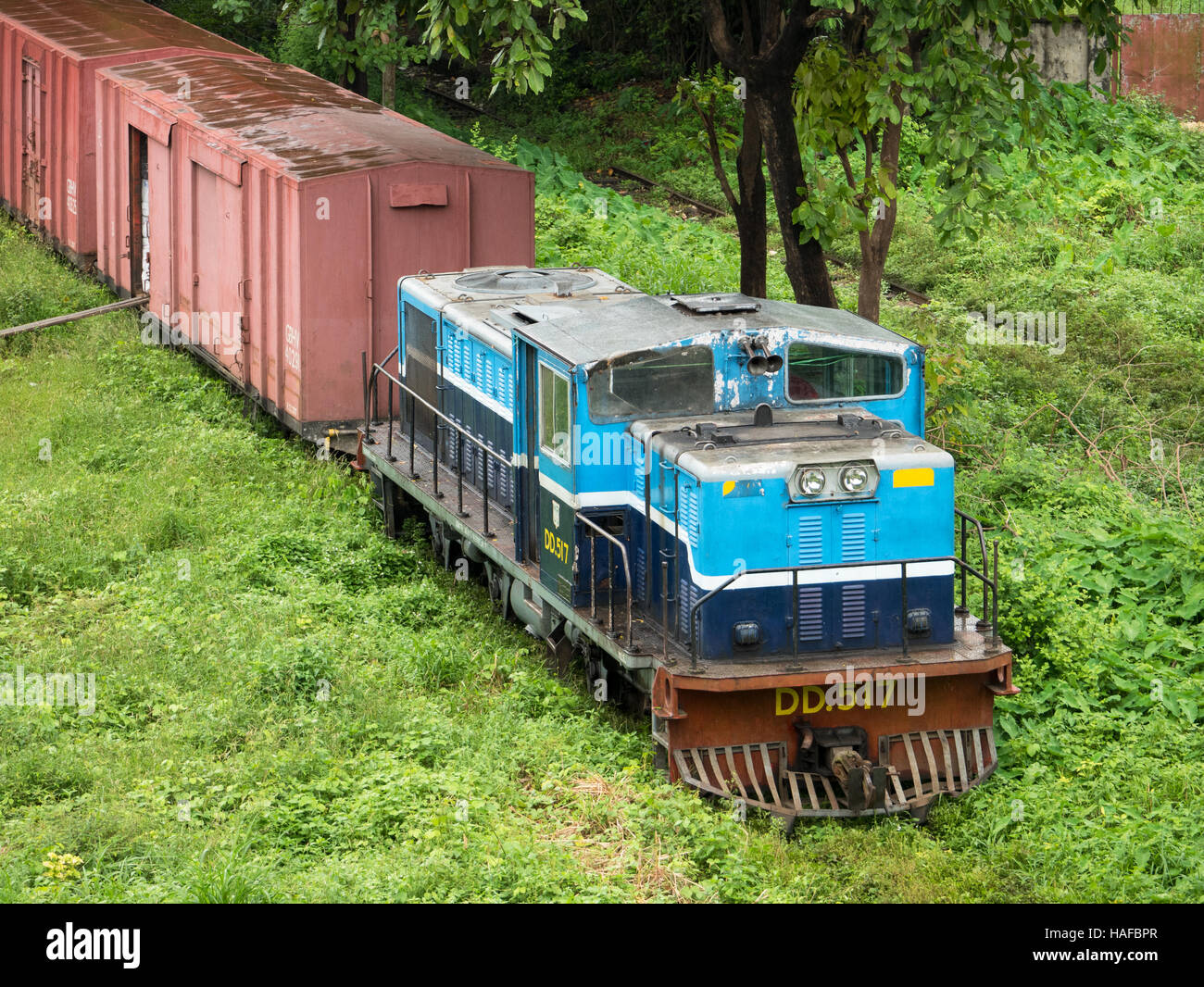 Railway station myanmar hi-res stock photography and images - Alamy