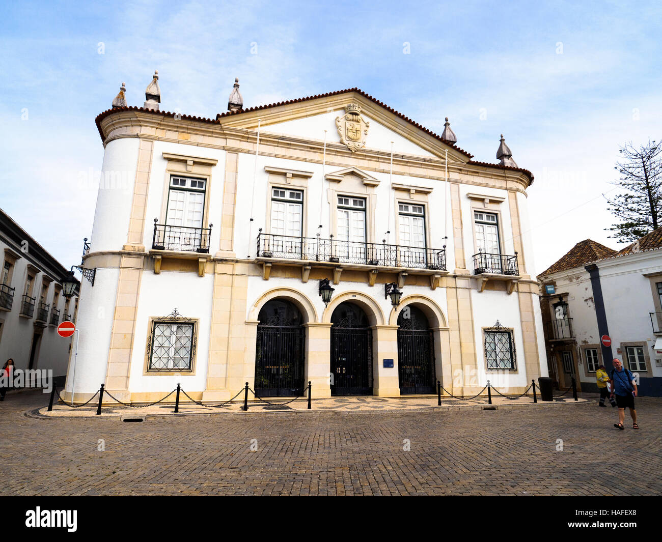 Faro city hall hi-res stock photography and images - Alamy