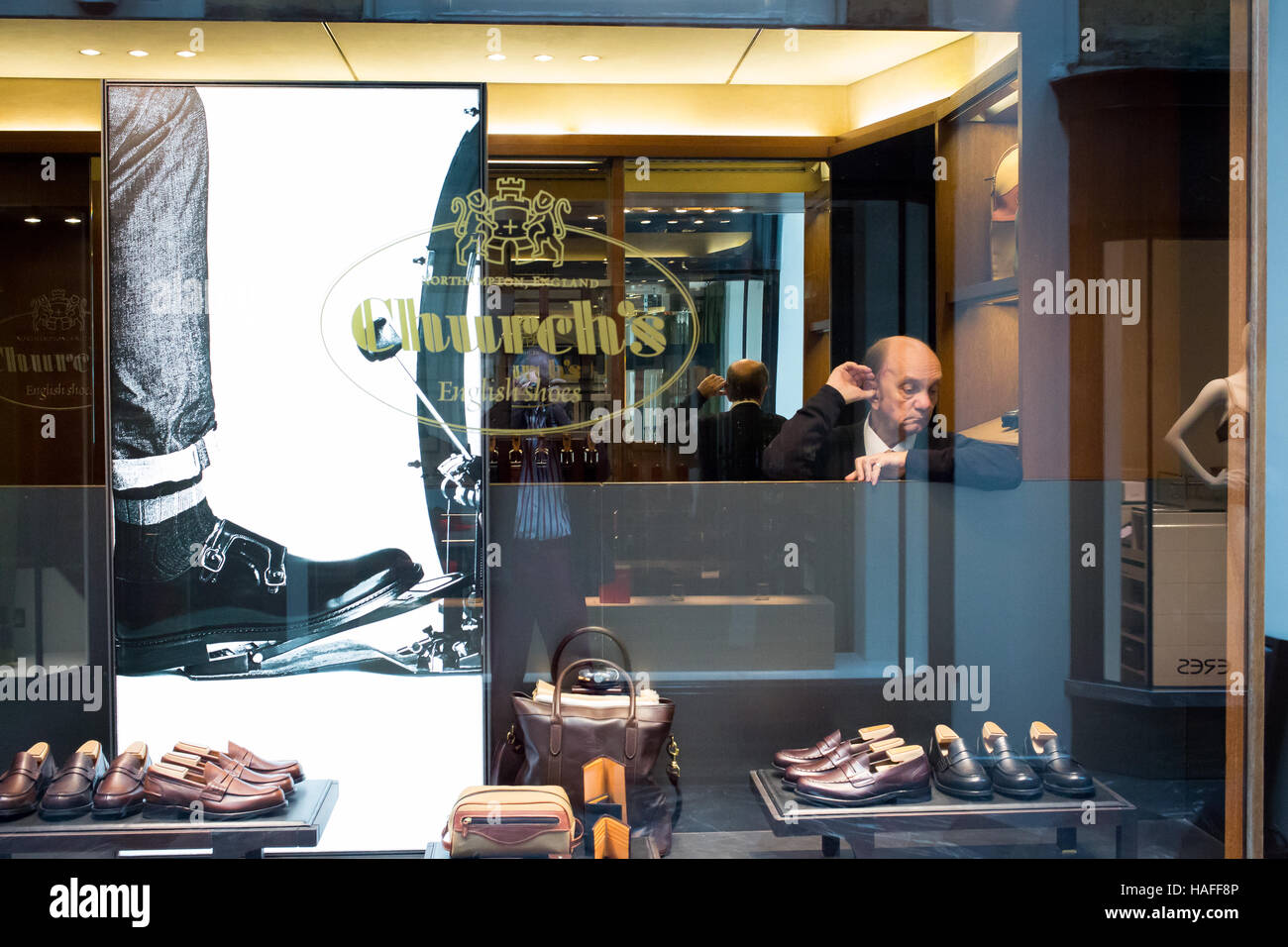 Weird posture hi-res stock photography and images - Alamy