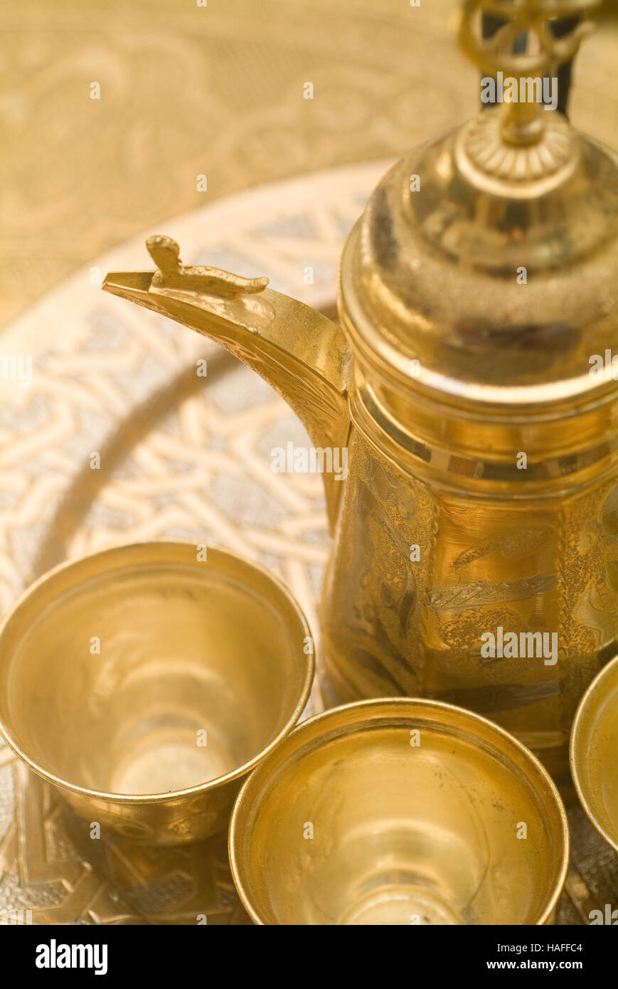 A traditional Arabic coffee set made of brass in Aleppo Stock Photo - Alamy