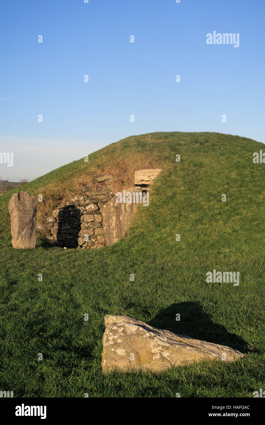 Bryn Celli Ddu, Anglesey Stock Photo - Alamy