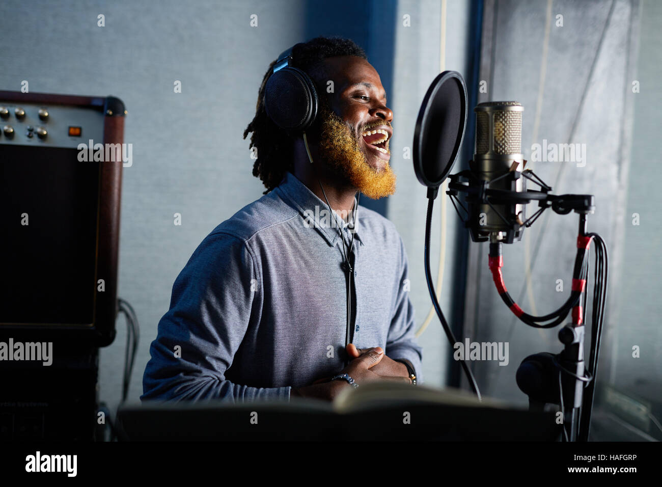 African american songs hi-res stock photography and images - Alamy