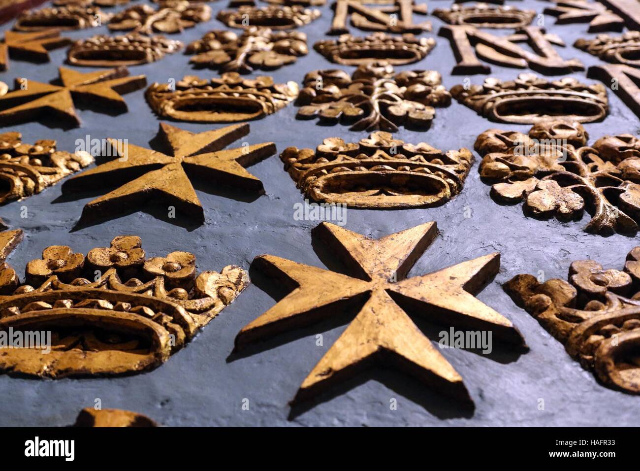 Crown of malta hi-res stock photography and images - Alamy