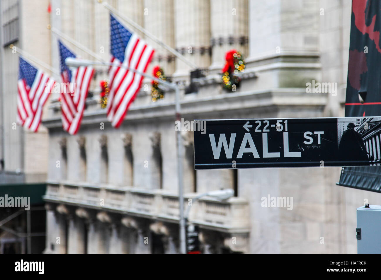 Wall street sign flag hi-res stock photography and images - Alamy