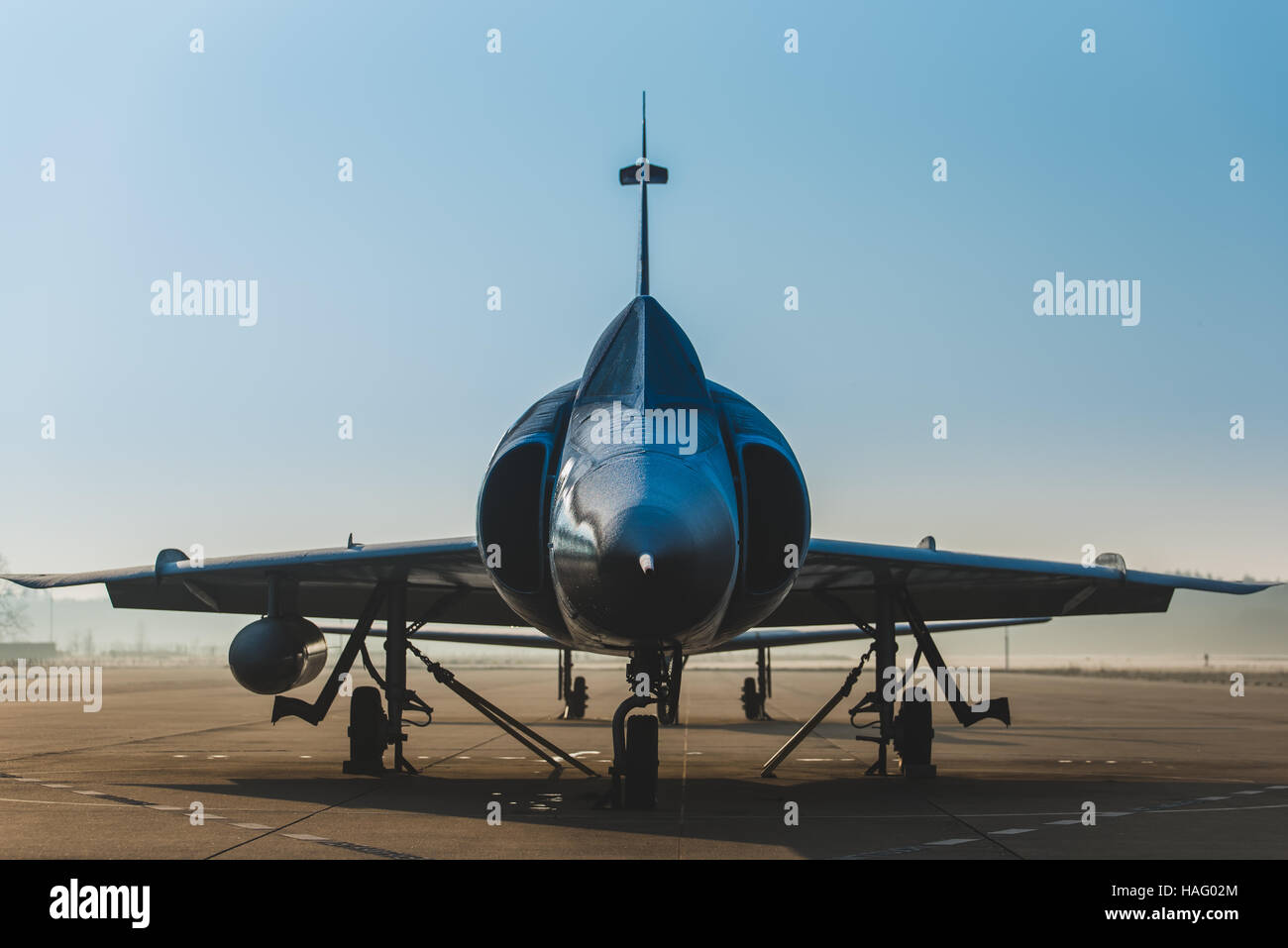 Jet fighter airplane frontal Stock Photo - Alamy