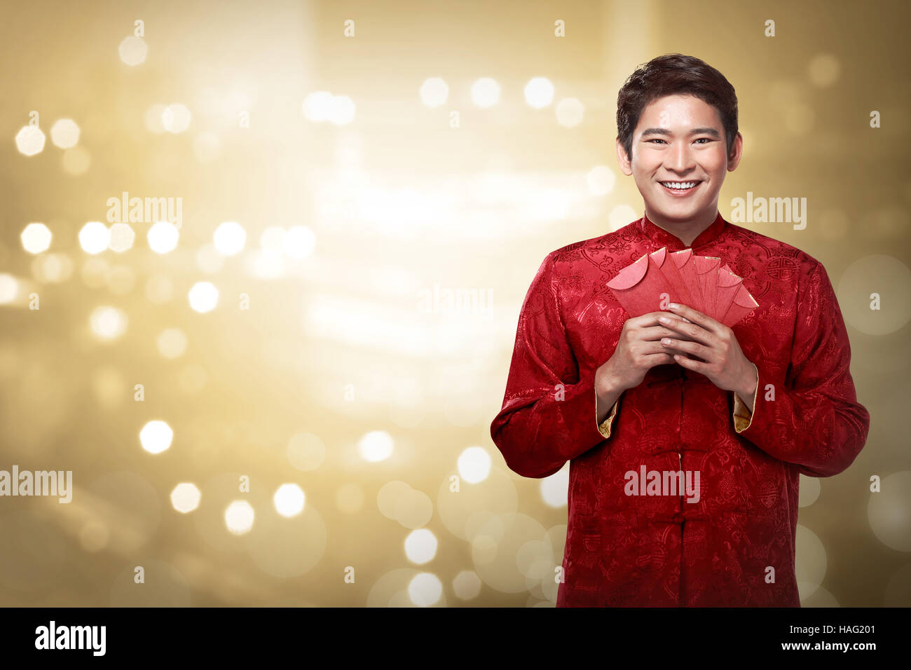 Chinese man in cheongsam suit hi-res stock photography and images - Alamy