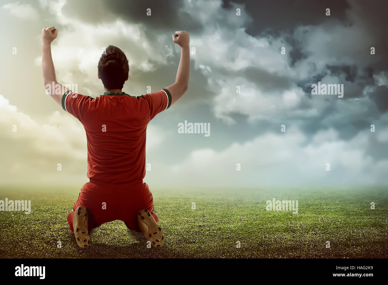 Celebration back view football hi-res stock photography and images - Alamy