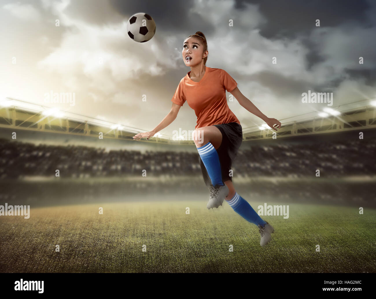 Female header ball hi-res stock photography and images - Alamy