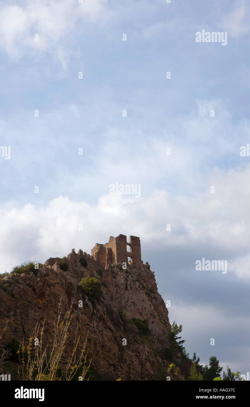 Chateau de Padern, Padern, Aude, France Stock Photo - Alamy