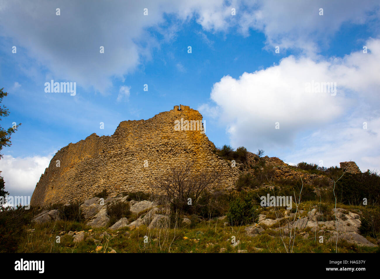 Chateau de Padern, Padern, Aude, France Stock Photo - Alamy
