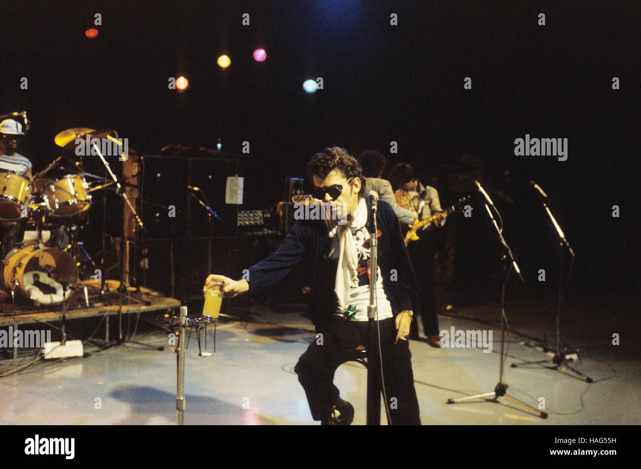 Ian dury and the blockheads hi-res stock photography and images - Alamy