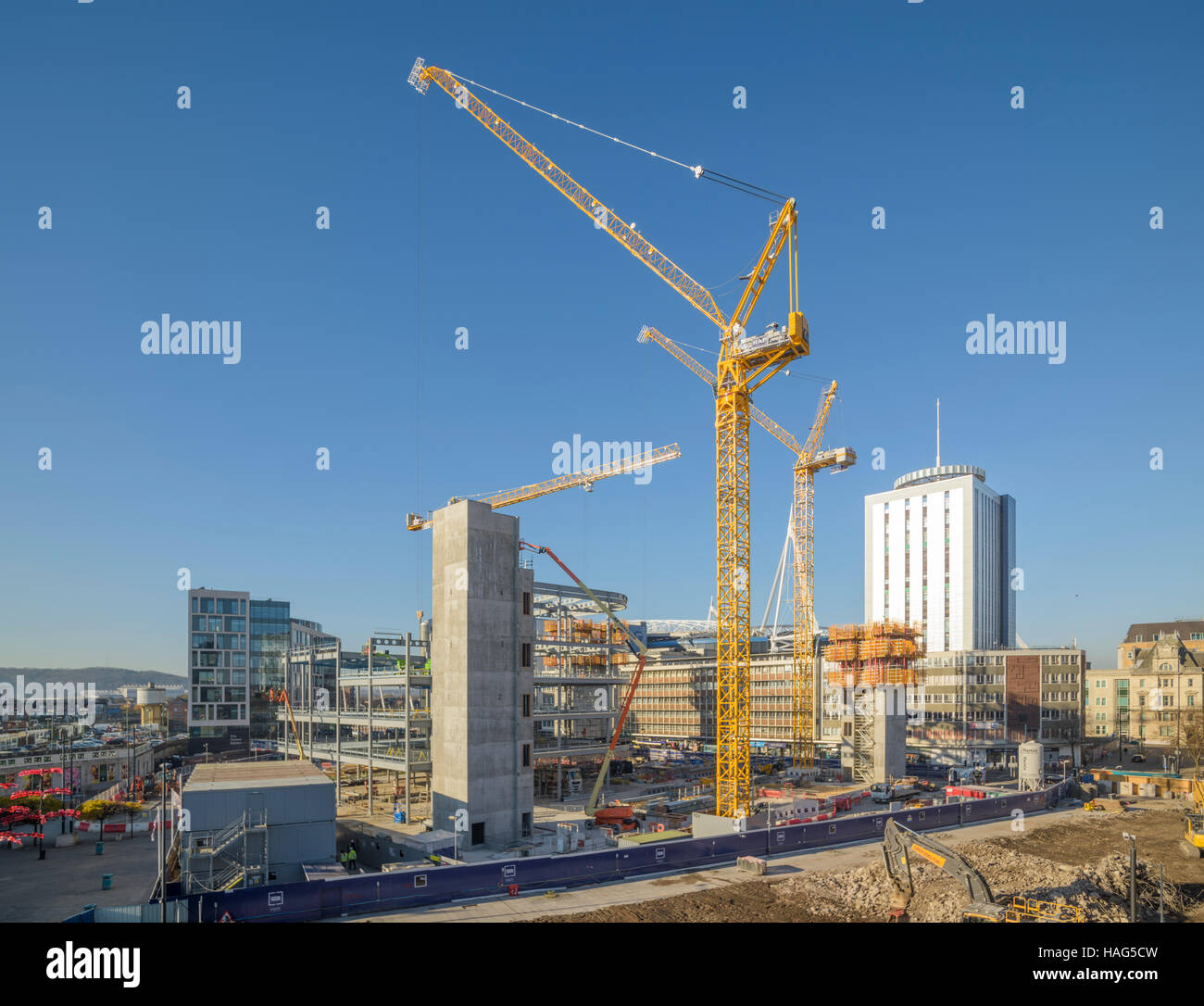 Bbc cymru wales headquarters hi-res stock photography and images - Alamy