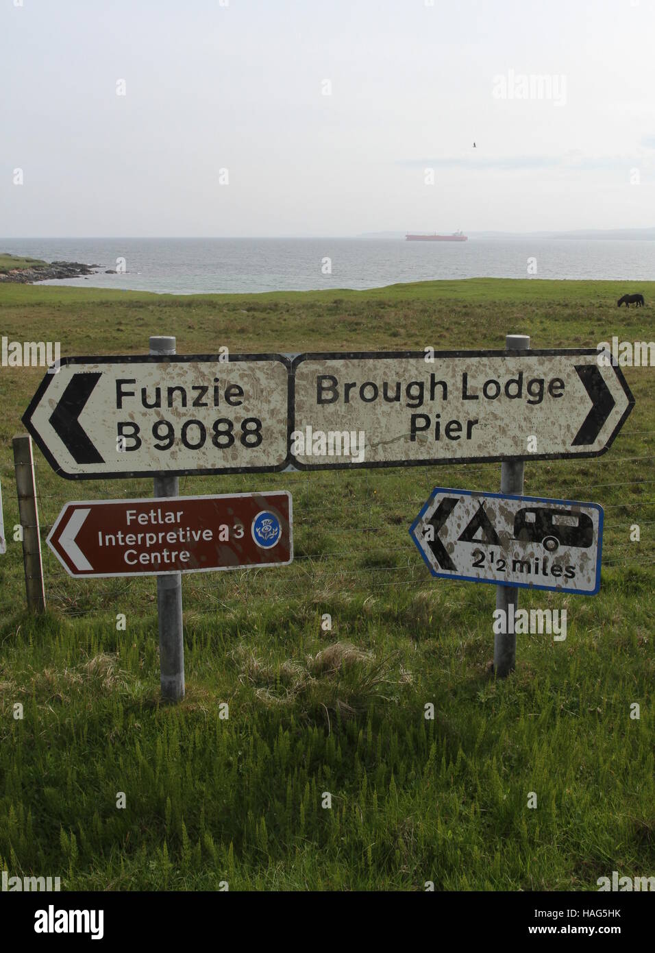 Sign post Fetlar Shetland Scotland June 2014 Stock Photo - Alamy