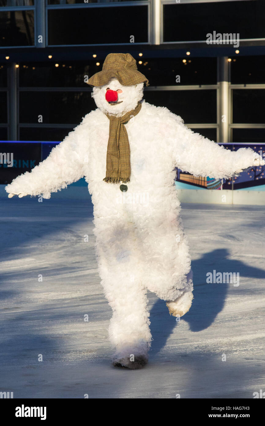 The snowman peacock theatre hi-res stock photography and images - Alamy