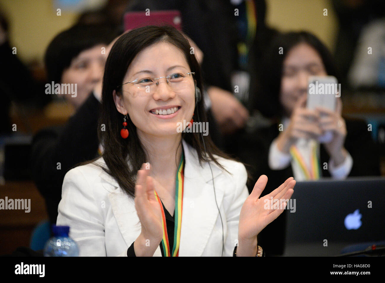 (161130) -- ADDIS ABABA, Nov. 30, 2016 (Xinhua) -- A Chinese ...