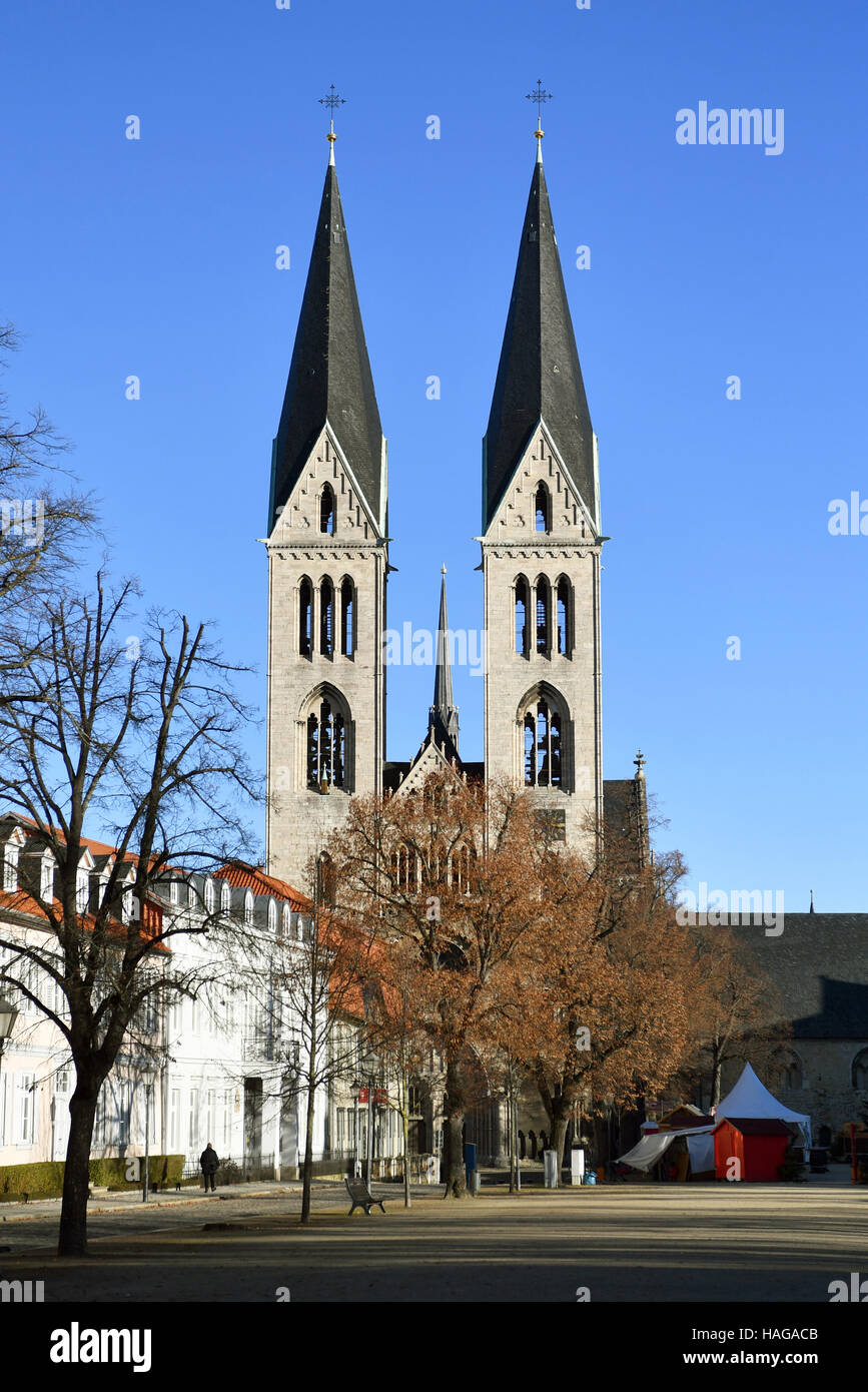 Halberstadt, Germany. 28th Nov, 2016. The evangelical cathedral St ...