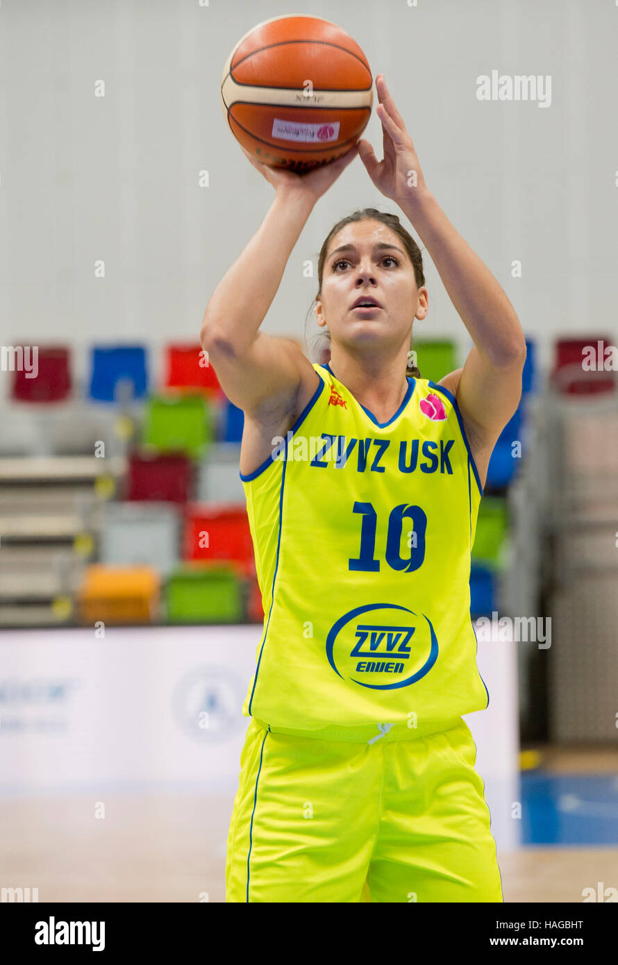 Marta Xargay Hi Res Stock Photography And Images Alamy