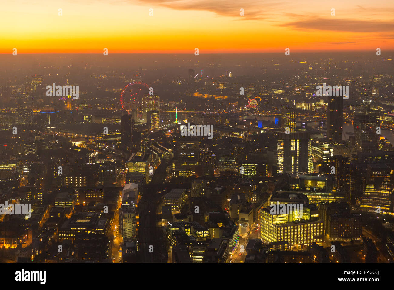 London aerial sun fog hi-res stock photography and images - Alamy