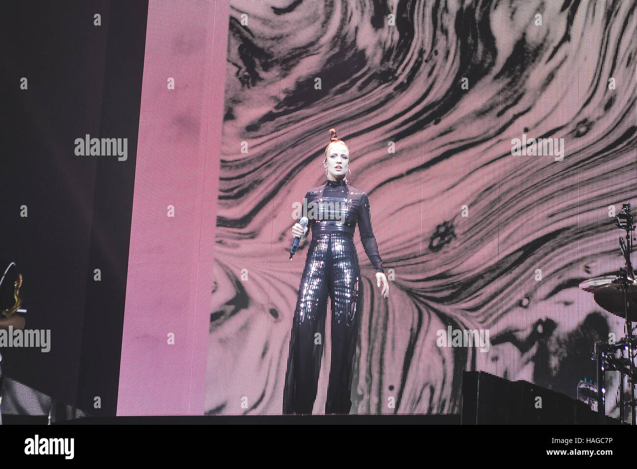 London, UK. 30th Nov, 2016. British singer/songwriter, Jess Glynne ...