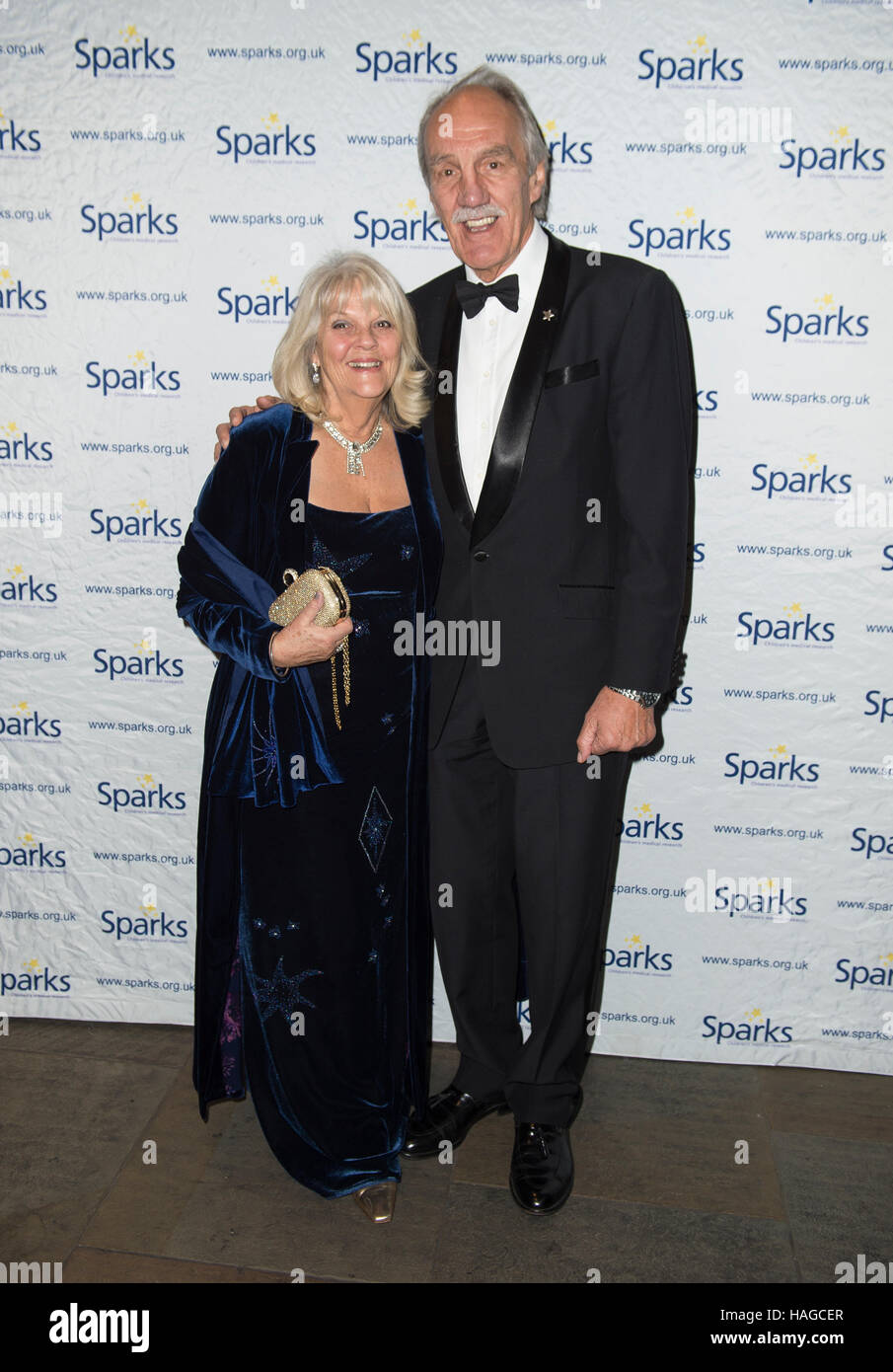 London, UK. 30th Nov, 2016. Roger Uttley and Guest attends the Sparks ...